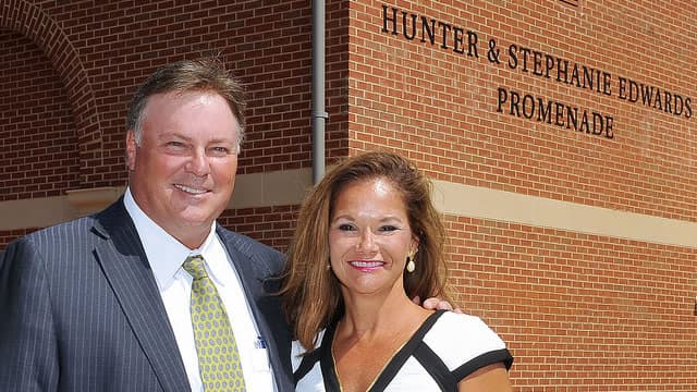 Alums support 49ers football, stadium promenade named for Edwards ...